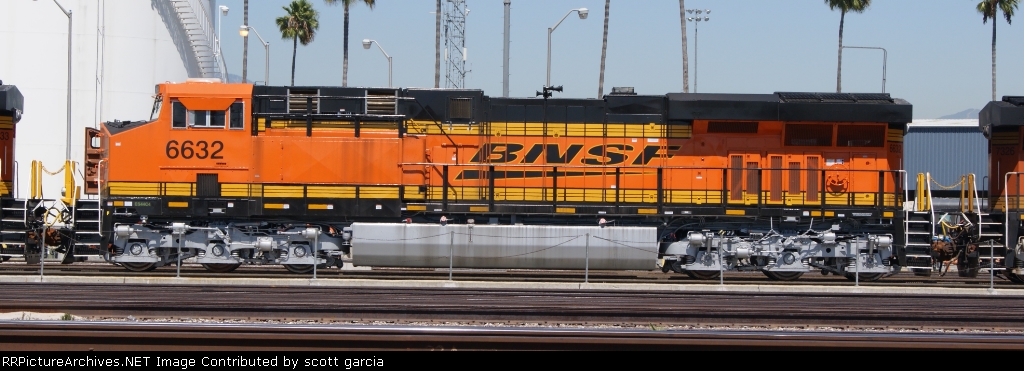BNSF 6632